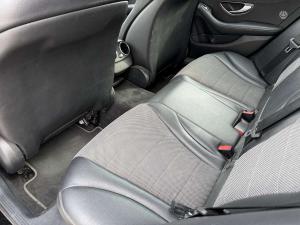 Melns Mercedes-Benz c-220 2016 Šauļi, ar dzinēja tilpumu 2.14 L un nobraukumu 275 tūkst. km par 6800 €, foto 11 vietnē AUTOMOTO.COM.LV