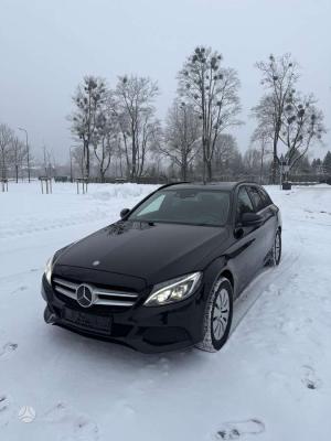 Melns Mercedes-Benz c-220 2017 Kauņa, ar dzinēja tilpumu 2.14 L un nobraukumu 295 tūkst. km par 10999 €, foto 8 vietnē AUTOMOTO.COM.LV