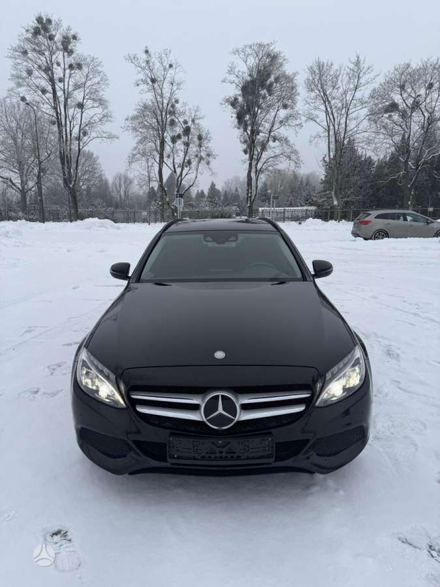 Melns Mercedes-Benz c-220 2017 Kauņa, ar dzinēja tilpumu 2.14 L un nobraukumu 295 tūkst. km par 10999 €, foto 10 vietnē AUTOMOTO.COM.LV