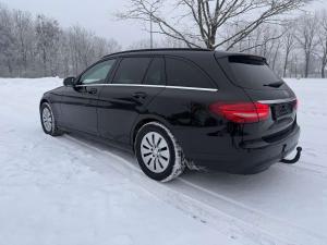 Black Mercedes-Benz c-220 2017 in Kaunas, with an engine capacity of 2.14 L and mileage of 295 thousand km for 11350 €, photo 18 on AUTOMOTO.COM.LV