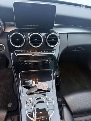 Black Mercedes-Benz c-220 2017 in Kaunas, with an engine capacity of 2.14 L and mileage of 295 thousand km for 11350 €, photo 28 on AUTOMOTO.COM.LV