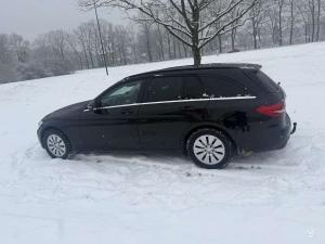 Black Mercedes-Benz c-220 2017 in Kaunas, with an engine capacity of 2.14 L and mileage of 295 thousand km for 11750 €, photo 14 on AUTOMOTO.COM.LV