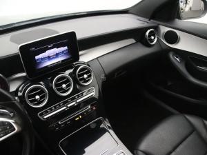 Melns Mercedes-Benz c-220 2017 Viļņa, ar dzinēja tilpumu 2.10 L un nobraukumu 303 tūkst. km par 12599 €, foto 22 vietnē AUTOMOTO.COM.LV