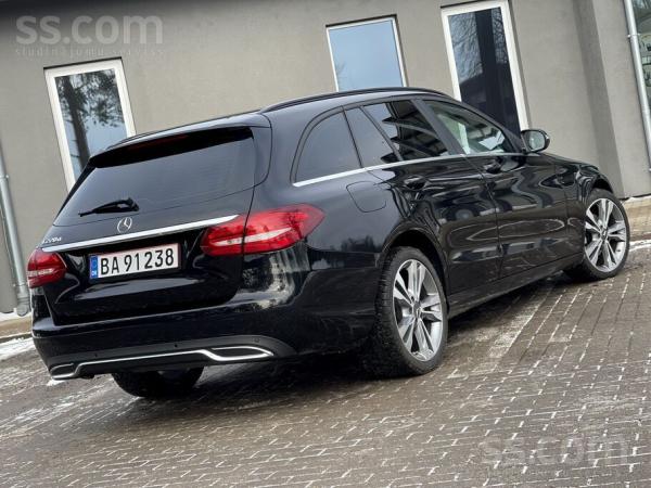 Black Mercedes-Benz c-220 2017 in Jurmala, with an engine capacity of 2.20 L and mileage of 0 thousand km for 11350 €, photo 7 on AUTOMOTO.COM.LV