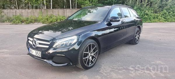 Melns Mercedes-Benz c-220 2017 Cēsis, ar dzinēja tilpumu 2.20 L un nobraukumu 247 tūkst. km par 13900 €, foto 1 vietnē AUTOMOTO.COM.LV