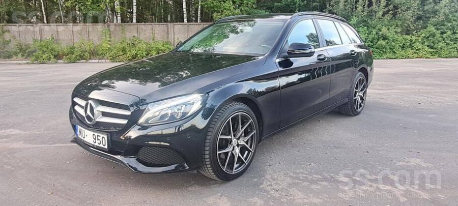 Black Mercedes-Benz c-220 2017 in Cesis, with an engine capacity of 2.20 L and mileage of 247 thousand km for 13900 €, photo 1 on AUTOMOTO.COM.LV