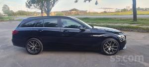 Black Mercedes-Benz c-220 2017 in Cesis, with an engine capacity of 2.20 L and mileage of 247 thousand km for 13900 €, photo 4 on AUTOMOTO.COM.LV