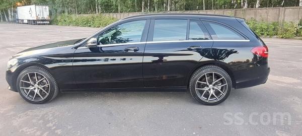 Melns Mercedes-Benz c-220 2017 Cēsis, ar dzinēja tilpumu 2.20 L un nobraukumu 247 tūkst. km par 13900 €, foto 6 vietnē AUTOMOTO.COM.LV