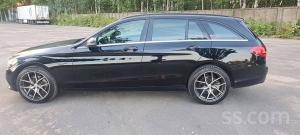 Black Mercedes-Benz c-220 2017 in Cesis, with an engine capacity of 2.20 L and mileage of 247 thousand km for 13900 €, photo 7 on AUTOMOTO.COM.LV