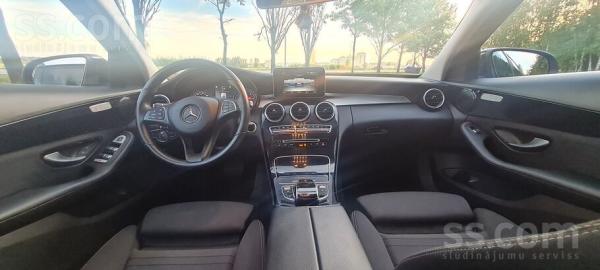 Melns Mercedes-Benz c-220 2017 Cēsis, ar dzinēja tilpumu 2.20 L un nobraukumu 247 tūkst. km par 13900 €, foto 10 vietnē AUTOMOTO.COM.LV