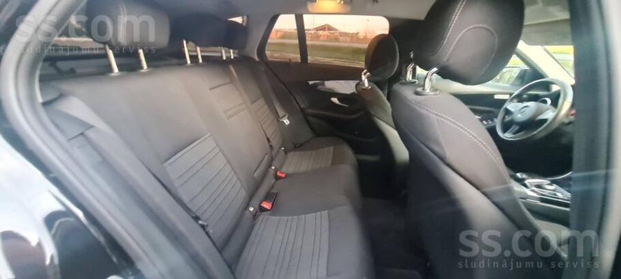 Black Mercedes-Benz c-220 2017 in Cesis, with an engine capacity of 2.20 L and mileage of 247 thousand km for 13900 €, photo 18 on AUTOMOTO.COM.LV