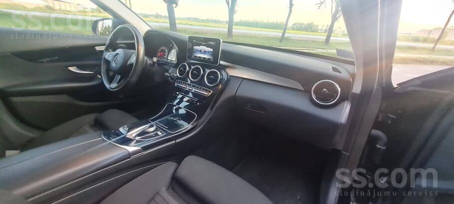 Black Mercedes-Benz c-220 2017 in Cesis, with an engine capacity of 2.20 L and mileage of 247 thousand km for 13900 €, photo 19 on AUTOMOTO.COM.LV