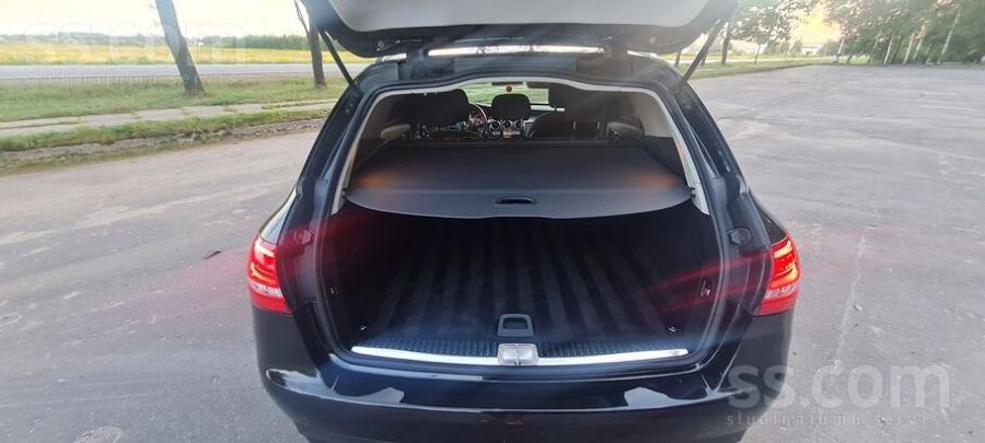 Black Mercedes-Benz c-220 2017 in Cesis, with an engine capacity of 2.20 L and mileage of 247 thousand km for 13900 €, photo 21 on AUTOMOTO.COM.LV