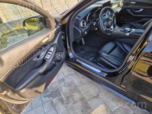Black Mercedes-Benz c-220 2017 in Riga, with an engine capacity of 2.10 L and mileage of 220 thousand km for 11000 €, photo 9 on AUTOMOTO.COM.LV