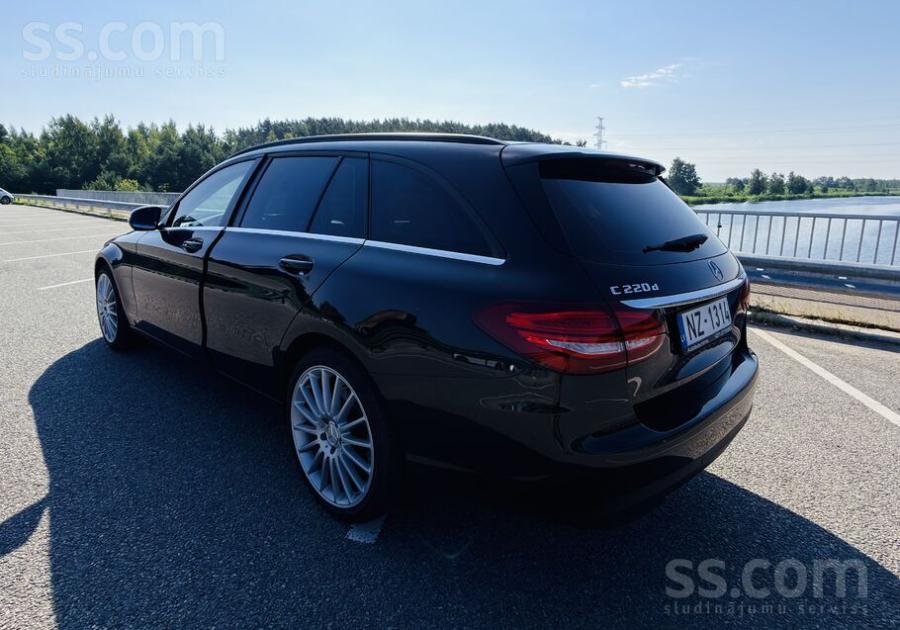 Black Mercedes-Benz c-220 2017 in Riga, with an engine capacity of 2.20 L and mileage of 351 thousand km for 12000 €, photo 7 on AUTOMOTO.COM.LV
