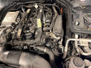 Black Mercedes-Benz c-220 2017 in Riga, with an engine capacity of 2.20 L and mileage of 351 thousand km for 12000 €, photo 15 on AUTOMOTO.COM.LV