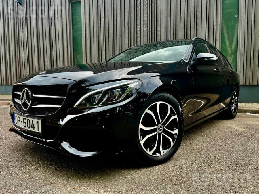 Melns Mercedes-Benz c-220 2017 Valmiera, ar dzinēja tilpumu 2.20 L un nobraukumu 279 tūkst. km par 12950 €, foto 4 vietnē AUTOMOTO.COM.LV