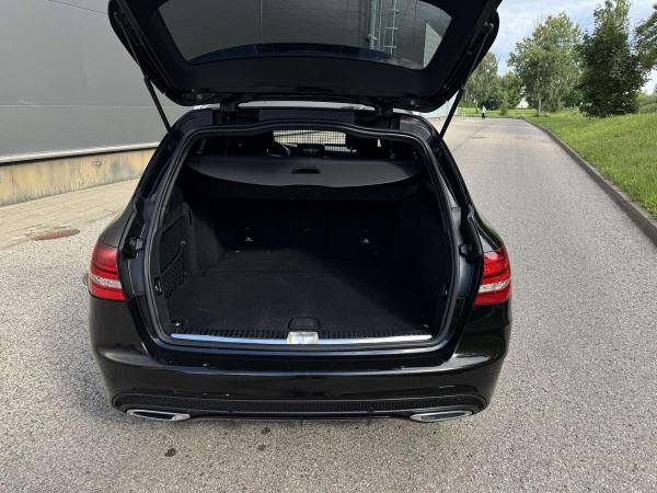 Black Mercedes-Benz c-220 2017 in Alytus, with an engine capacity of 2.20 L and mileage of 324 thousand km for 9950 €, photo 5 on AUTOMOTO.COM.LV
