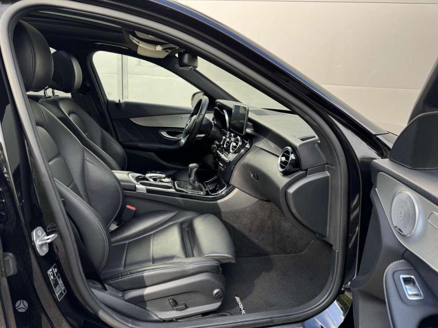 Black Mercedes-Benz c-220 2017 in Alytus, with an engine capacity of 2.20 L and mileage of 324 thousand km for 9950 €, photo 10 on AUTOMOTO.COM.LV