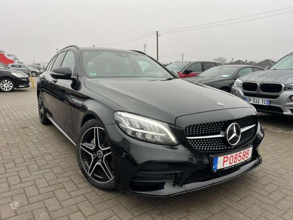 Black Mercedes-Benz c-220 2018 in Taurage, with an engine capacity of 1.95 L and mileage of 208 thousand km for 14900 €, photo 1 on AUTOMOTO.COM.LV