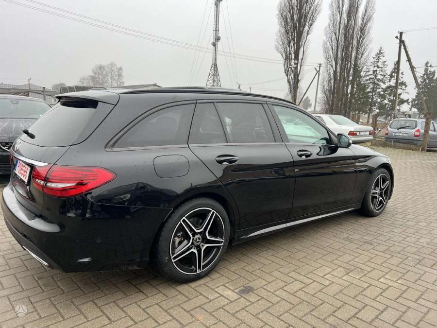 Black Mercedes-Benz c-220 2018 in Taurage, with an engine capacity of 1.95 L and mileage of 208 thousand km for 14900 €, photo 6 on AUTOMOTO.COM.LV