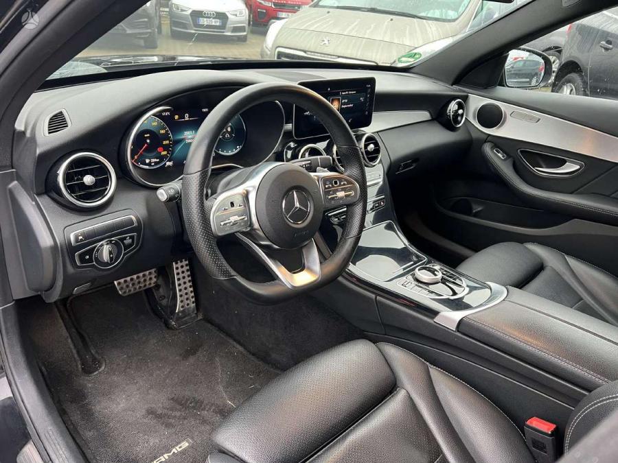 Black Mercedes-Benz c-220 2018 in Taurage, with an engine capacity of 1.95 L and mileage of 208 thousand km for 14900 €, photo 26 on AUTOMOTO.COM.LV
