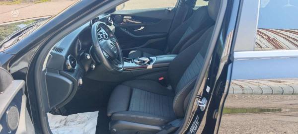 Black Mercedes-Benz c-220 2018 in Utena, with an engine capacity of 2.14 L and mileage of 278 thousand km for 10900 €, photo 9 on AUTOMOTO.COM.LV