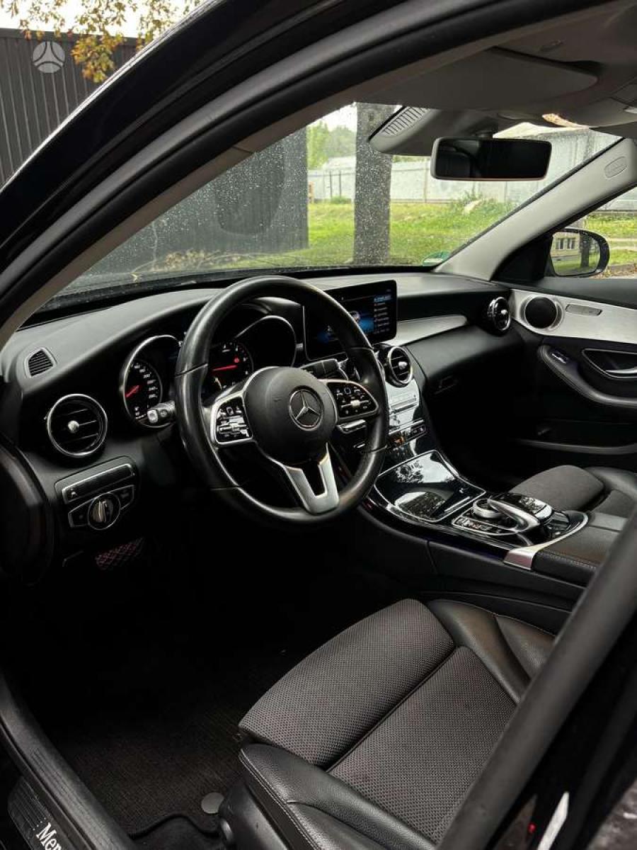 Melns Mercedes-Benz c-220 2018 Jonava, ar dzinēja tilpumu 1.95 L un nobraukumu 234 tūkst. km par 8800 €, foto 15 vietnē AUTOMOTO.COM.LV