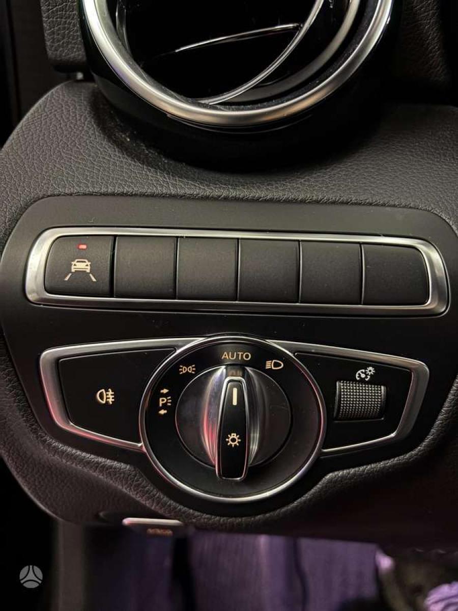 Melns Mercedes-Benz c-220 2018 Jonava, ar dzinēja tilpumu 1.95 L un nobraukumu 234 tūkst. km par 8800 €, foto 23 vietnē AUTOMOTO.COM.LV