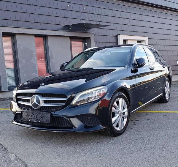 Melns Mercedes-Benz c-220 2019 Kauņa, ar dzinēja tilpumu 2.14 L un nobraukumu 221 tūkst. km par 10990 €, foto 1 vietnē AUTOMOTO.COM.LV