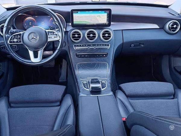 Melns Mercedes-Benz c-220 2019 Kauņa, ar dzinēja tilpumu 2.14 L un nobraukumu 221 tūkst. km par 10990 €, foto 7 vietnē AUTOMOTO.COM.LV