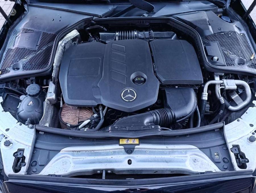 Black Mercedes-Benz c-220 2019 in Kaunas, with an engine capacity of 2.14 L and mileage of 221 thousand km for 10990 €, photo 15 on AUTOMOTO.COM.LV