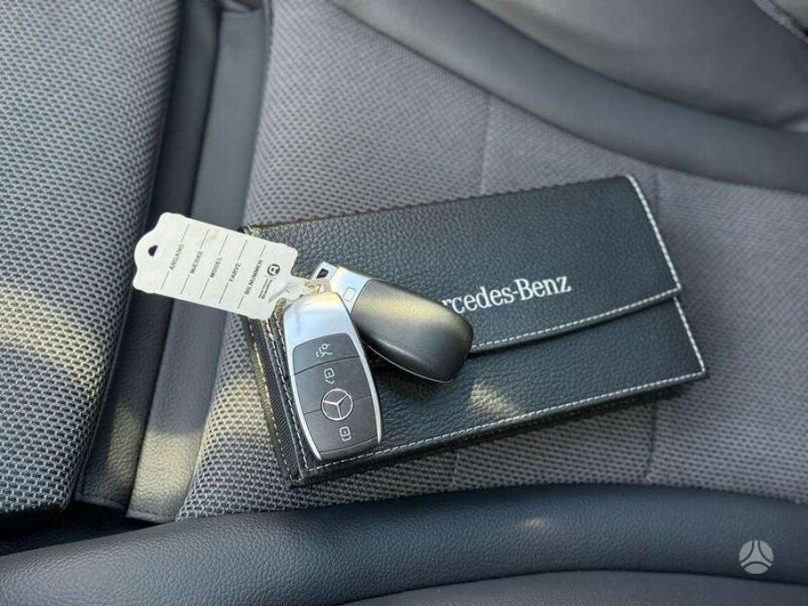 Black Mercedes-Benz c-220 2019 in Vilkaviskis, with an engine capacity of 1.95 L and mileage of 283 thousand km for 12900 €, photo 27 on AUTOMOTO.COM.LV