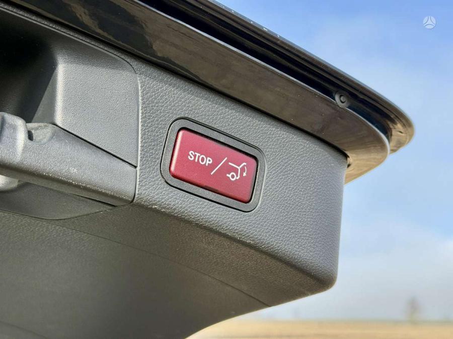Black Mercedes-Benz c-220 2019 in Vilkaviskis, with an engine capacity of 1.95 L and mileage of 283 thousand km for 12800 €, photo 25 on AUTOMOTO.COM.LV