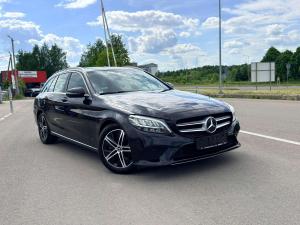 Черный Мерседес Ц 220 2019 в Паневежис, объемом двигателя 1.95 л и пробегом 301 тыс. км за 12790 €, фото 4 на AUTOMOTO.COM.LV