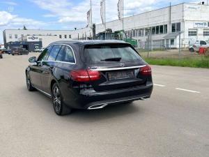 Черный Мерседес Ц 220 2019 в Паневежис, объемом двигателя 1.95 л и пробегом 301 тыс. км за 12790 €, фото 9 на AUTOMOTO.COM.LV