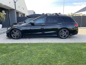 Black Mercedes-Benz c-220 2019 in Vilnius, with an engine capacity of 1.95 L and mileage of 291 thousand km for 16900 €, photo 8 on AUTOMOTO.COM.LV