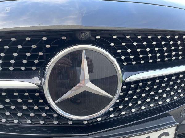 Black Mercedes-Benz c-220 2019 in Vilnius, with an engine capacity of 1.95 L and mileage of 291 thousand km for 16900 €, photo 10 on AUTOMOTO.COM.LV