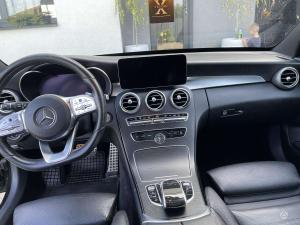 Black Mercedes-Benz c-220 2019 in Vilnius, with an engine capacity of 1.95 L and mileage of 291 thousand km for 16900 €, photo 15 on AUTOMOTO.COM.LV