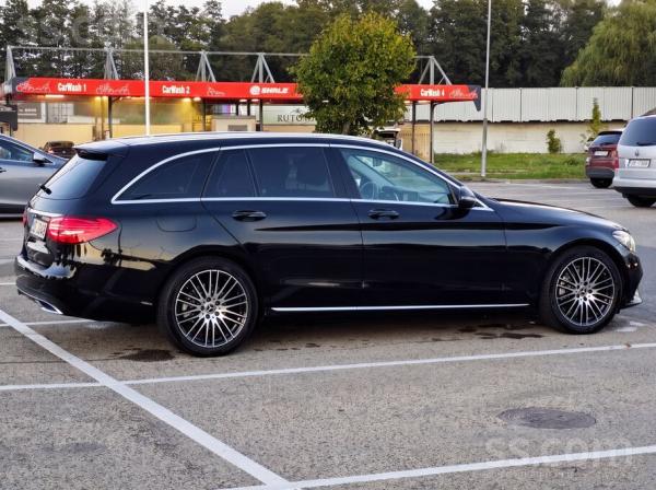 Mercedes-Benz c-220 2019 in Riga on AUTOMOTO.COM.LV Black Mercedes-Benz c-220 2019 in Riga, with an engine capacity of 2.00 L and mileage of 245 thousand km for 15990 €, photo 4 on AUTOMOTO.COM.LV