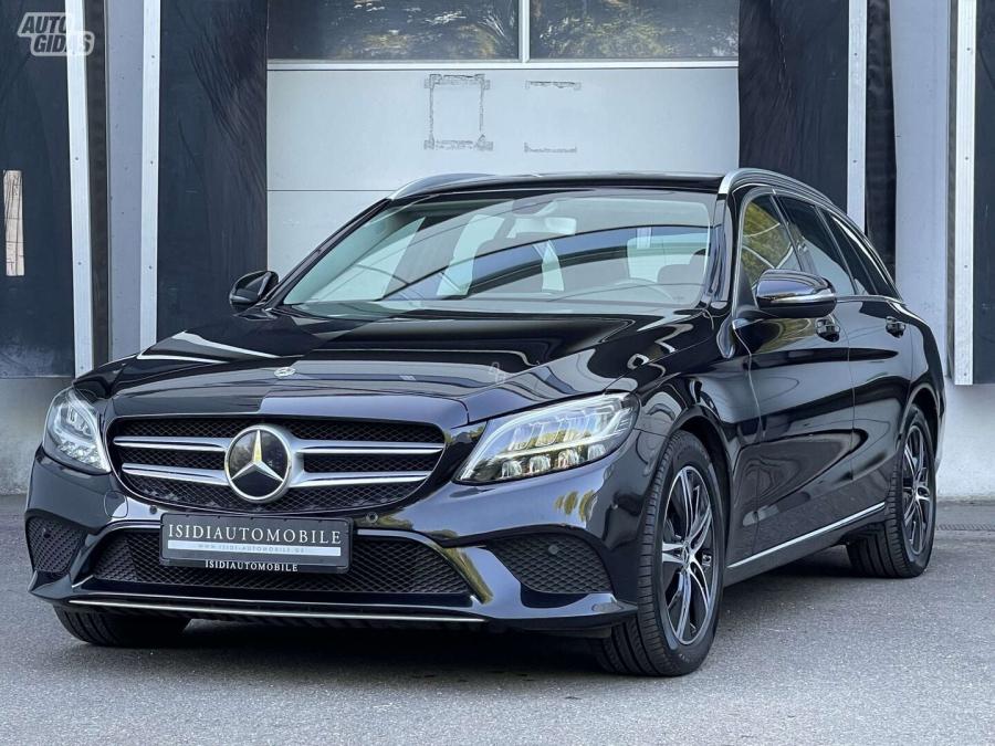 Melns Mercedes-Benz c-220 2020 Kauņa, ar dzinēja tilpumu 2.00 L un nobraukumu 76 tūkst. km par 28477 €, foto 1 vietnē AUTOMOTO.COM.LV