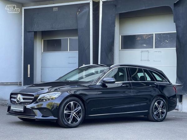 Melns Mercedes-Benz c-220 2020 Kauņa, ar dzinēja tilpumu 2.00 L un nobraukumu 76 tūkst. km par 28477 €, foto 2 vietnē AUTOMOTO.COM.LV