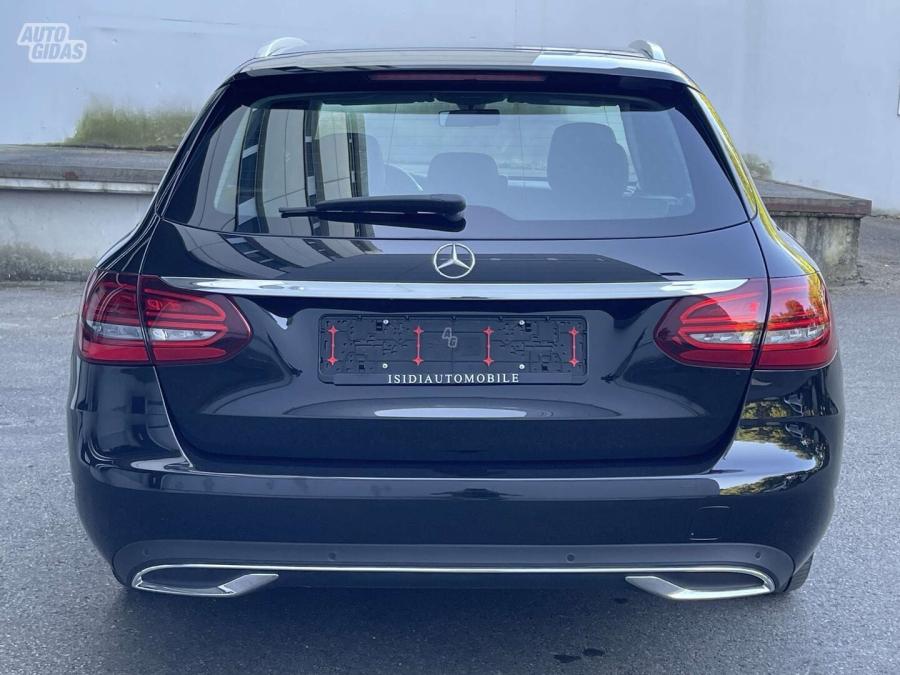 Melns Mercedes-Benz c-220 2020 Kauņa, ar dzinēja tilpumu 2.00 L un nobraukumu 76 tūkst. km par 28477 €, foto 5 vietnē AUTOMOTO.COM.LV