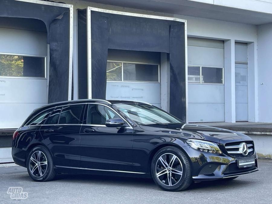 Melns Mercedes-Benz c-220 2020 Kauņa, ar dzinēja tilpumu 2.00 L un nobraukumu 76 tūkst. km par 28477 €, foto 8 vietnē AUTOMOTO.COM.LV