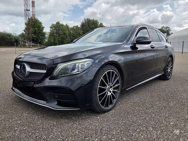 Melns Mercedes-Benz c-220 2020 Kauņa, ar dzinēja tilpumu 2.00 L un nobraukumu 280 tūkst. km par 16500 €, foto 1 vietnē AUTOMOTO.COM.LV