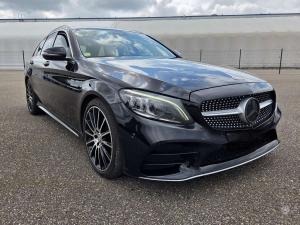 Black Mercedes-Benz c-220 2020 in Kaunas, with an engine capacity of 2.00 L and mileage of 280 thousand km for 16500 €, photo 4 on AUTOMOTO.COM.LV