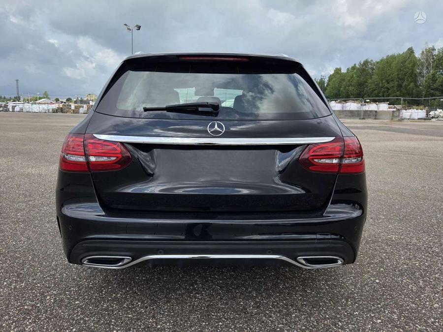 Black Mercedes-Benz c-220 2020 in Kaunas, with an engine capacity of 2.00 L and mileage of 280 thousand km for 16500 €, photo 7 on AUTOMOTO.COM.LV