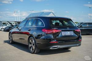 Melns Mercedes-Benz c-220 2021 Marijampole, ar dzinēja tilpumu 2.00 L un nobraukumu 255 tūkst. km par 19950 €, foto 9 vietnē AUTOMOTO.COM.LV