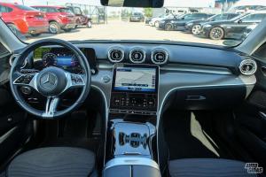 Melns Mercedes-Benz c-220 2021 Marijampole, ar dzinēja tilpumu 2.00 L un nobraukumu 255 tūkst. km par 19950 €, foto 26 vietnē AUTOMOTO.COM.LV