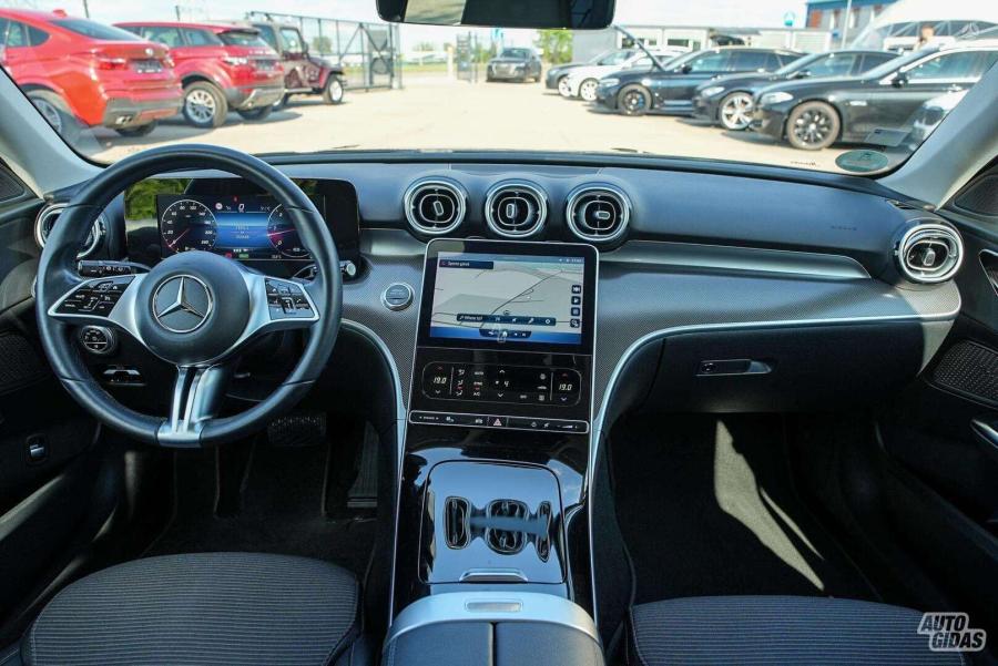 Melns Mercedes-Benz c-220 2021 Marijampole, ar dzinēja tilpumu 2.00 L un nobraukumu 255 tūkst. km par 19950 €, foto 26 vietnē AUTOMOTO.COM.LV